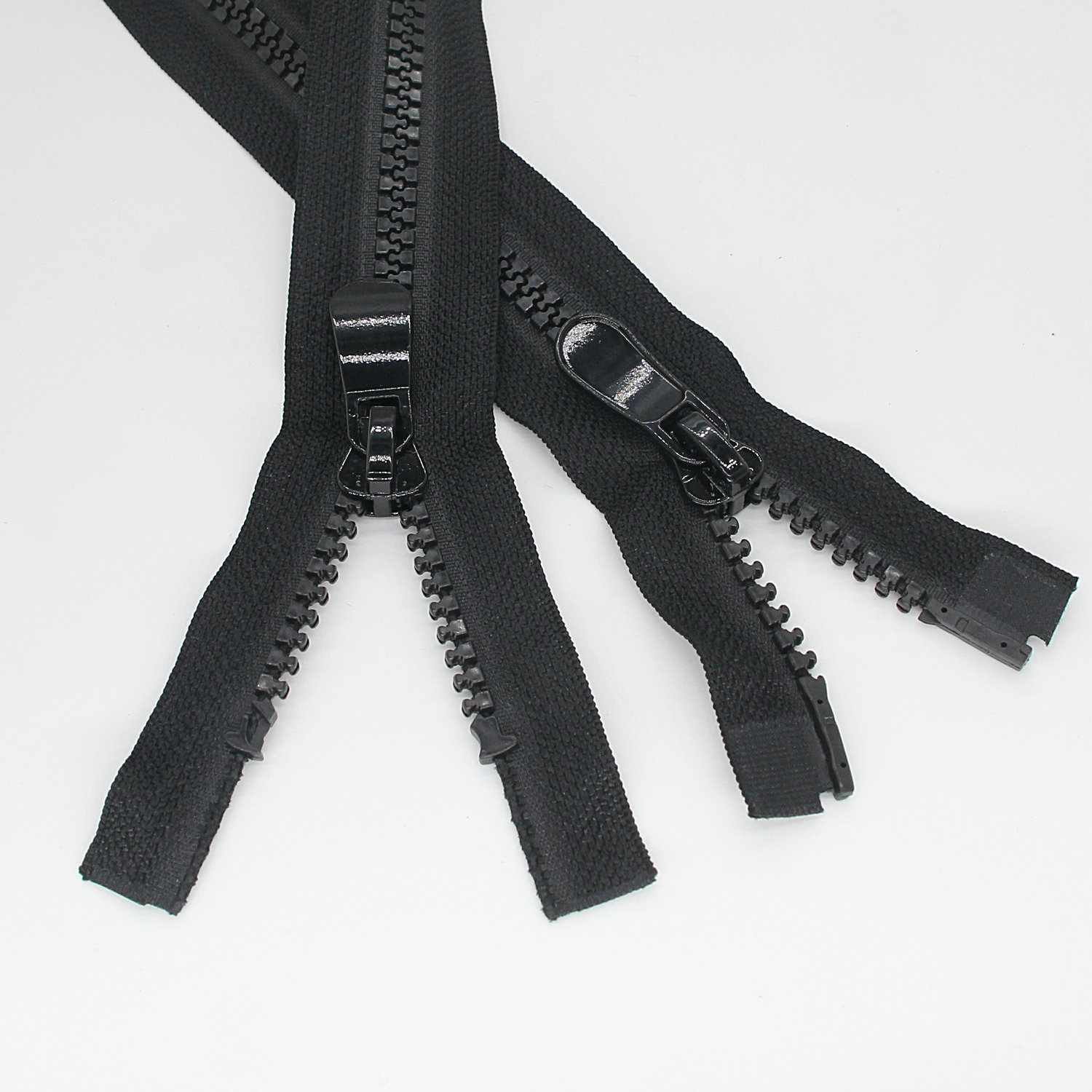 Quality two way auto-lock plastic zipper
